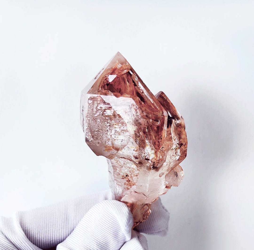 UV Reactive Petroleum Quartz Red Clay Elestial Window Crystal Castle ...