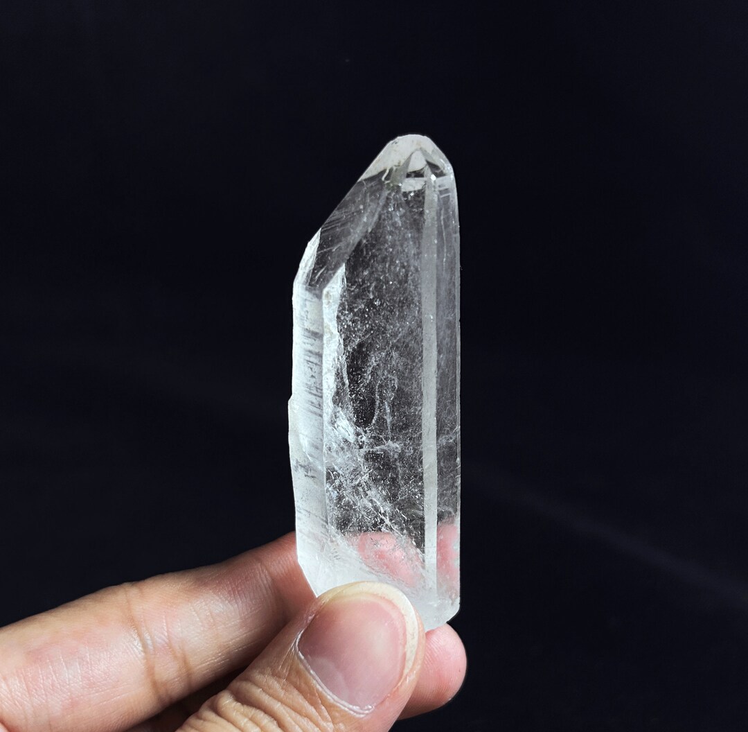 Himalayan Quartz Point High Vibrational Healing Stone, High Vibrational ...