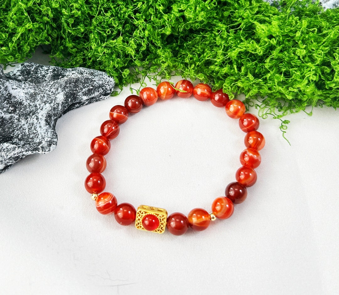 Elegant Banded Agate Sardonyx Bracelet With Carnelian Inlaid Accents ...