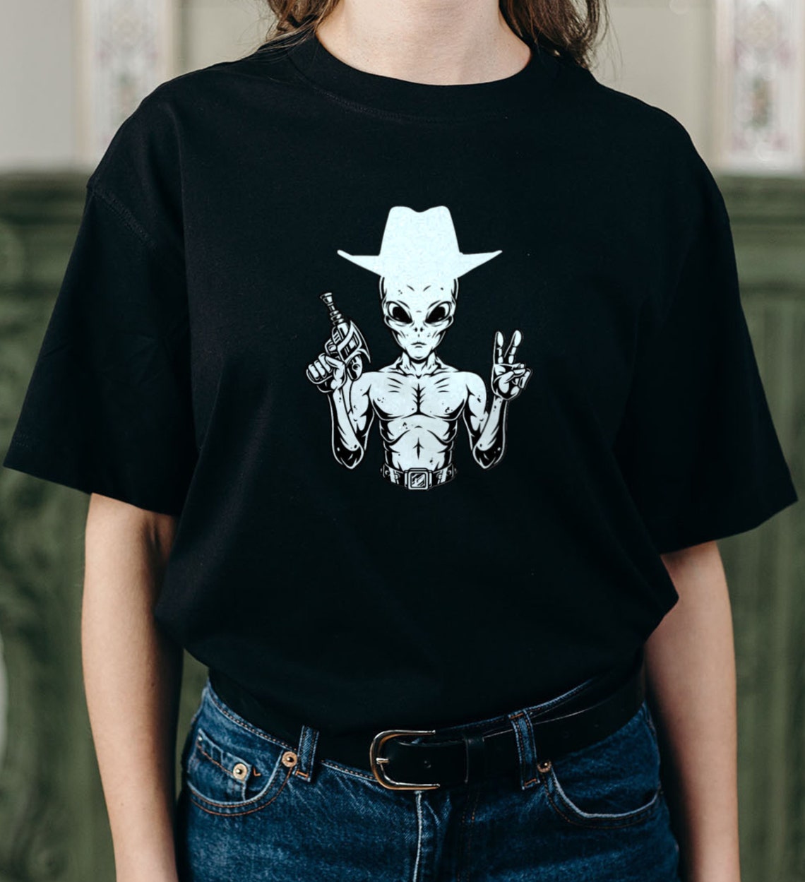 Alien With Cowboy Hat T-shirt Design Unique Version for Men and Women ...