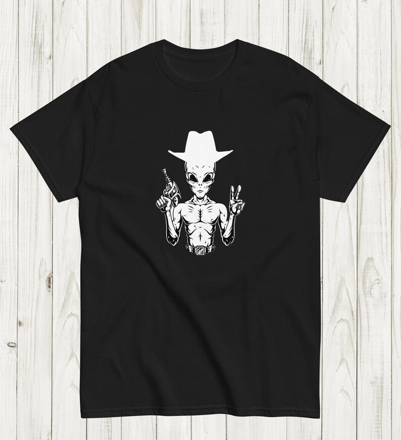 Alien With Cowboy Hat T-shirt Design Unique Version for Men and Women ...