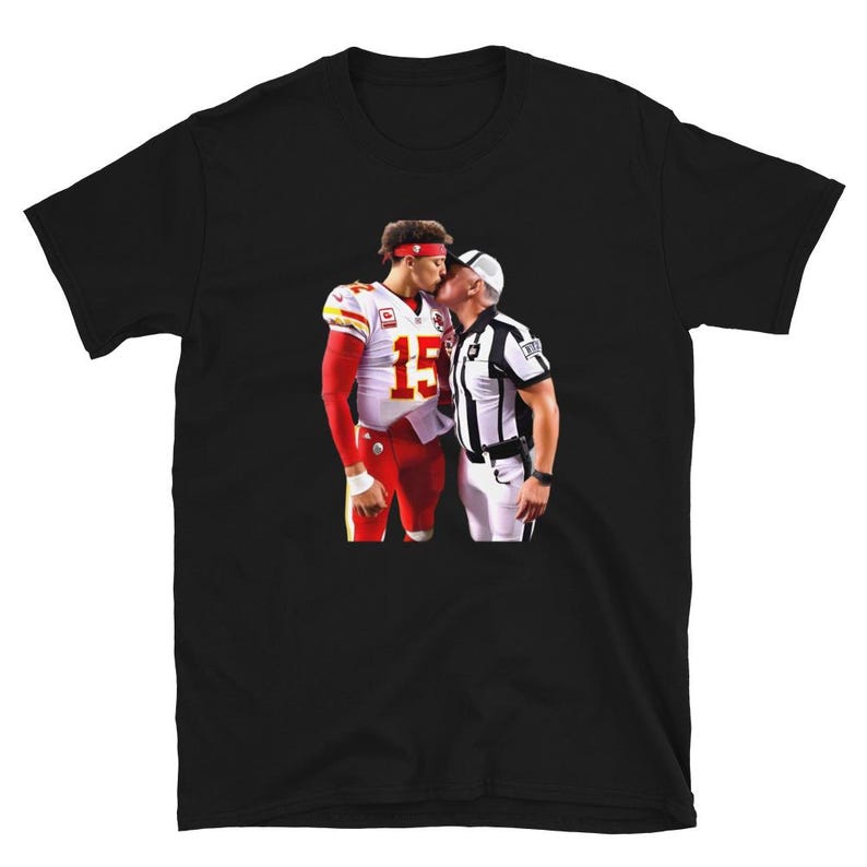 Patrick Mahomes Kissing Ref T Shirt Unisex - Etsy