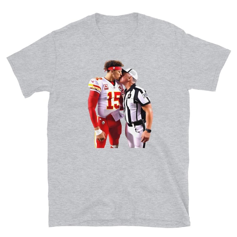 Patrick Mahomes Kissing Ref T Shirt Unisex - Etsy
