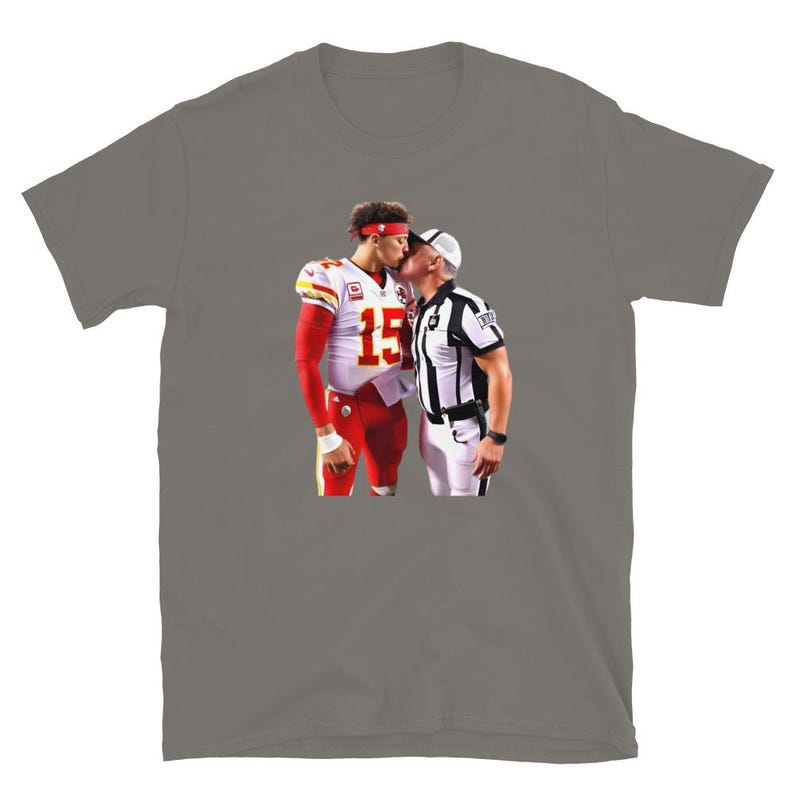 Patrick Mahomes Kissing Ref T Shirt Unisex - Etsy