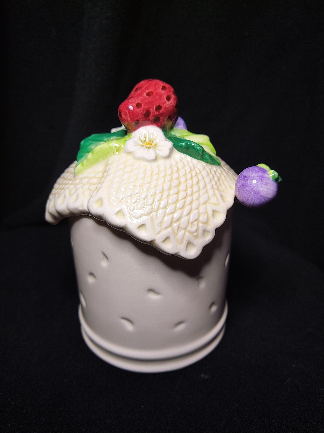 Sweet Strawberry Sugar Bowl Container Serving Ware Tea Kitchen ...