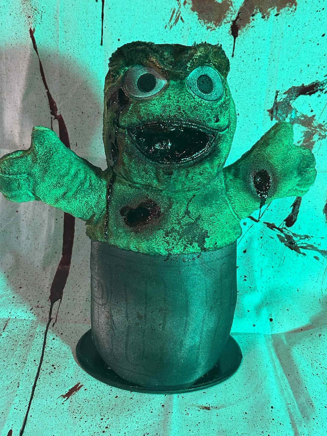 Oscar the Grouch - Creepy Plush - Horror Plush - Scary Plush - Macabre ...