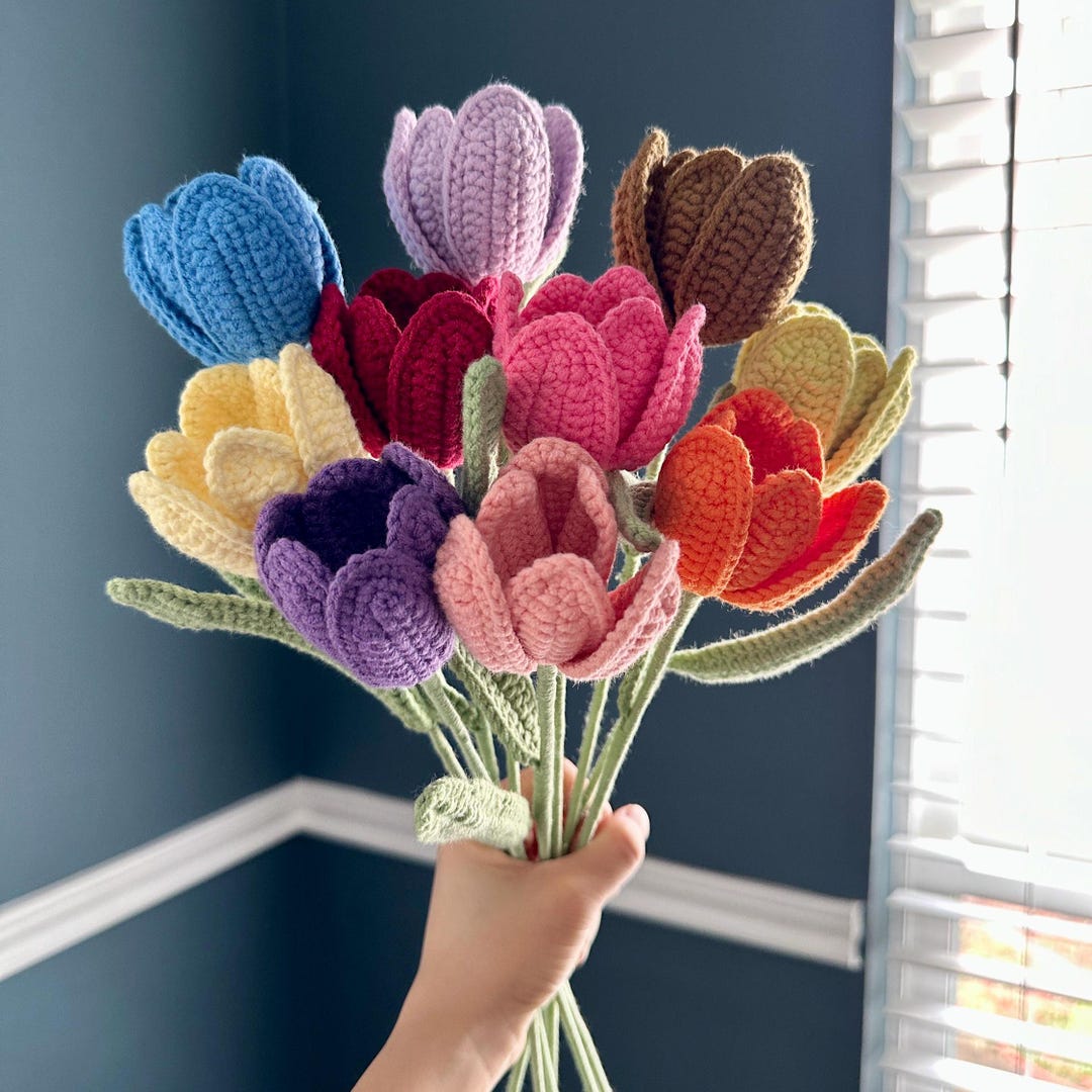 Hand Crochet Tulip in Yarn W/ Petal Expandable, Flower Gift for Friend ...