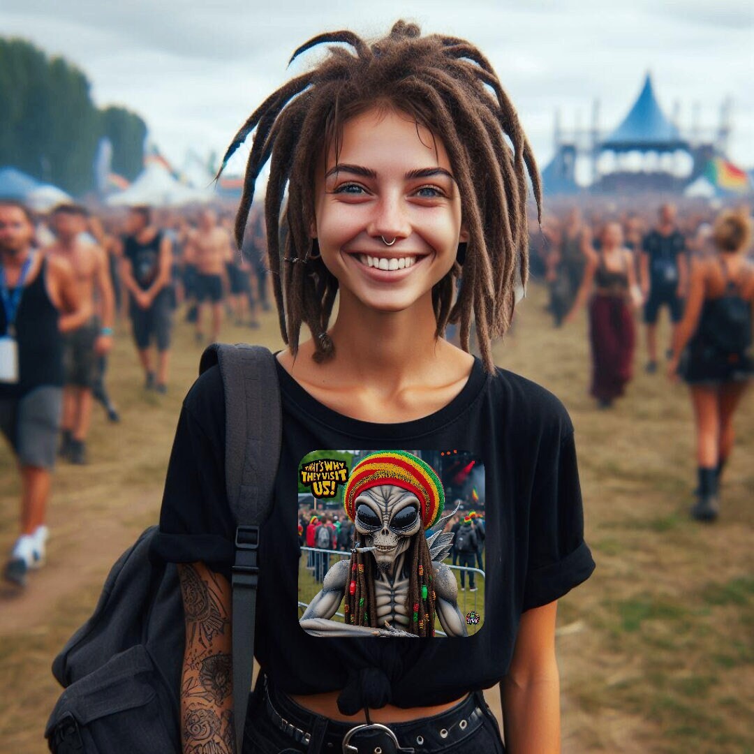 Aliens Tee, UFO, Robots, Sci-fi, Anime, Extraterrestrial, Nerd, Geek ...