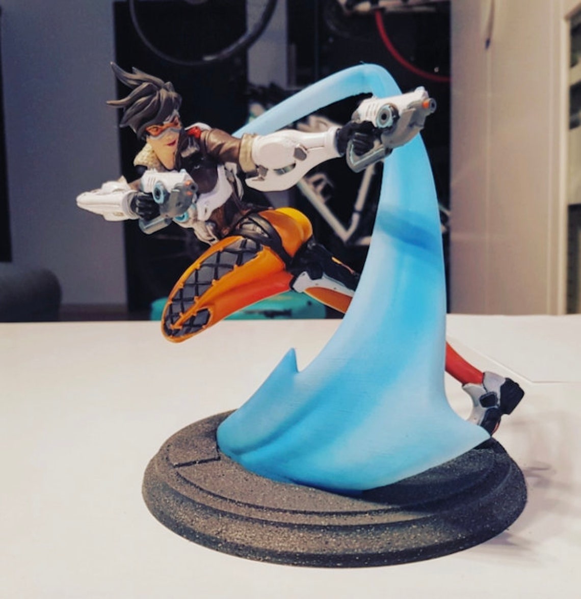 Tracer Action Pose Overwatch Action Figure Elite Edition / Expertly ...