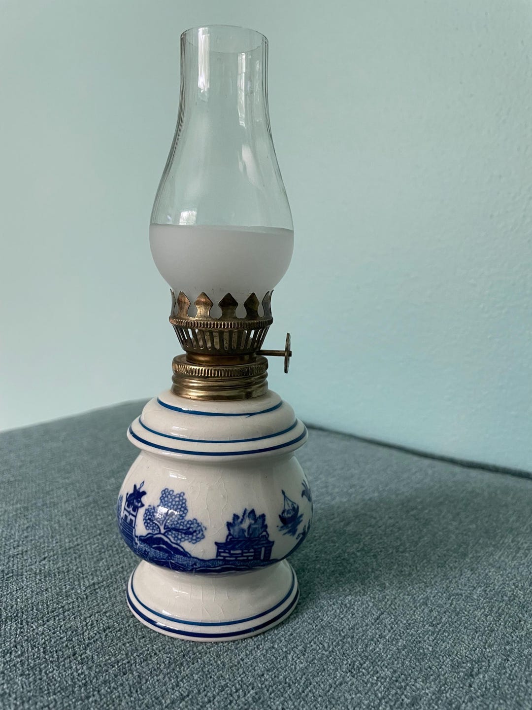 Vintage Small Oil Lamp With Glass Shade and Wick. - Etsy