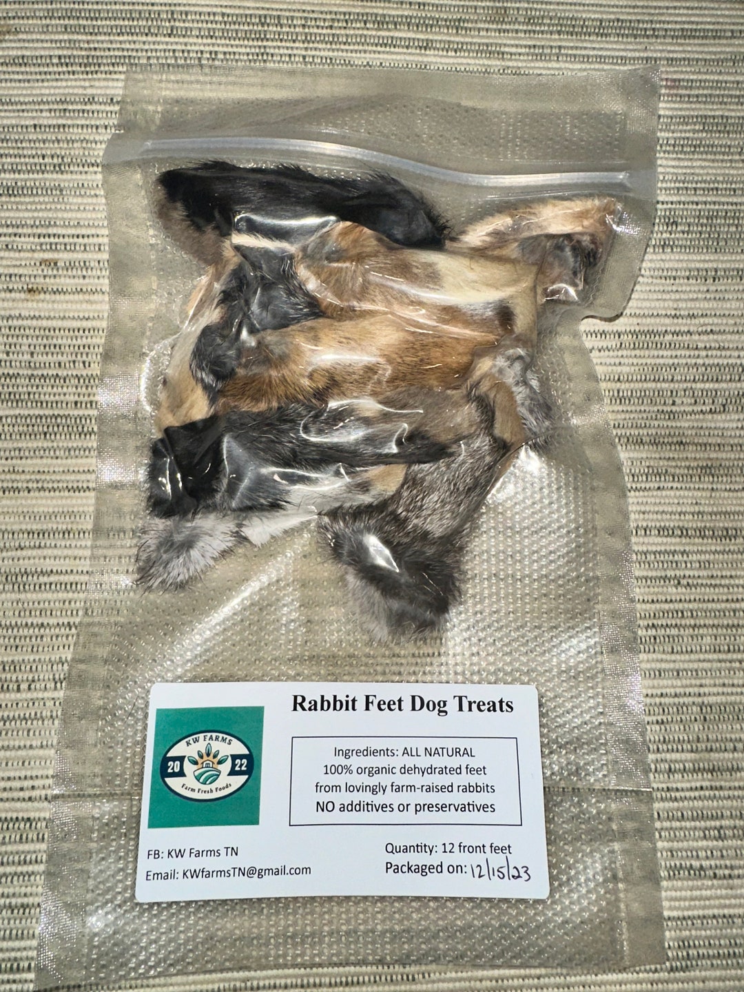 100% All-natural Dehydrated Rabbit Feet Dog Treat Small - Etsy