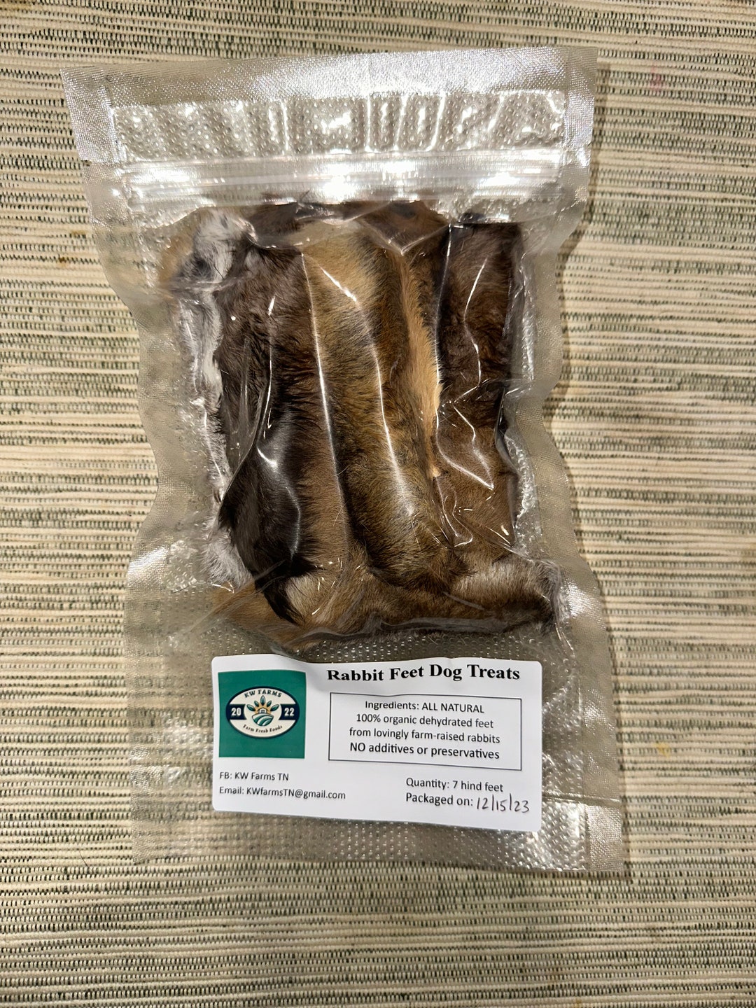 100% All-natural Dehydrated Rabbit Feet Dog Treats - Large - Etsy