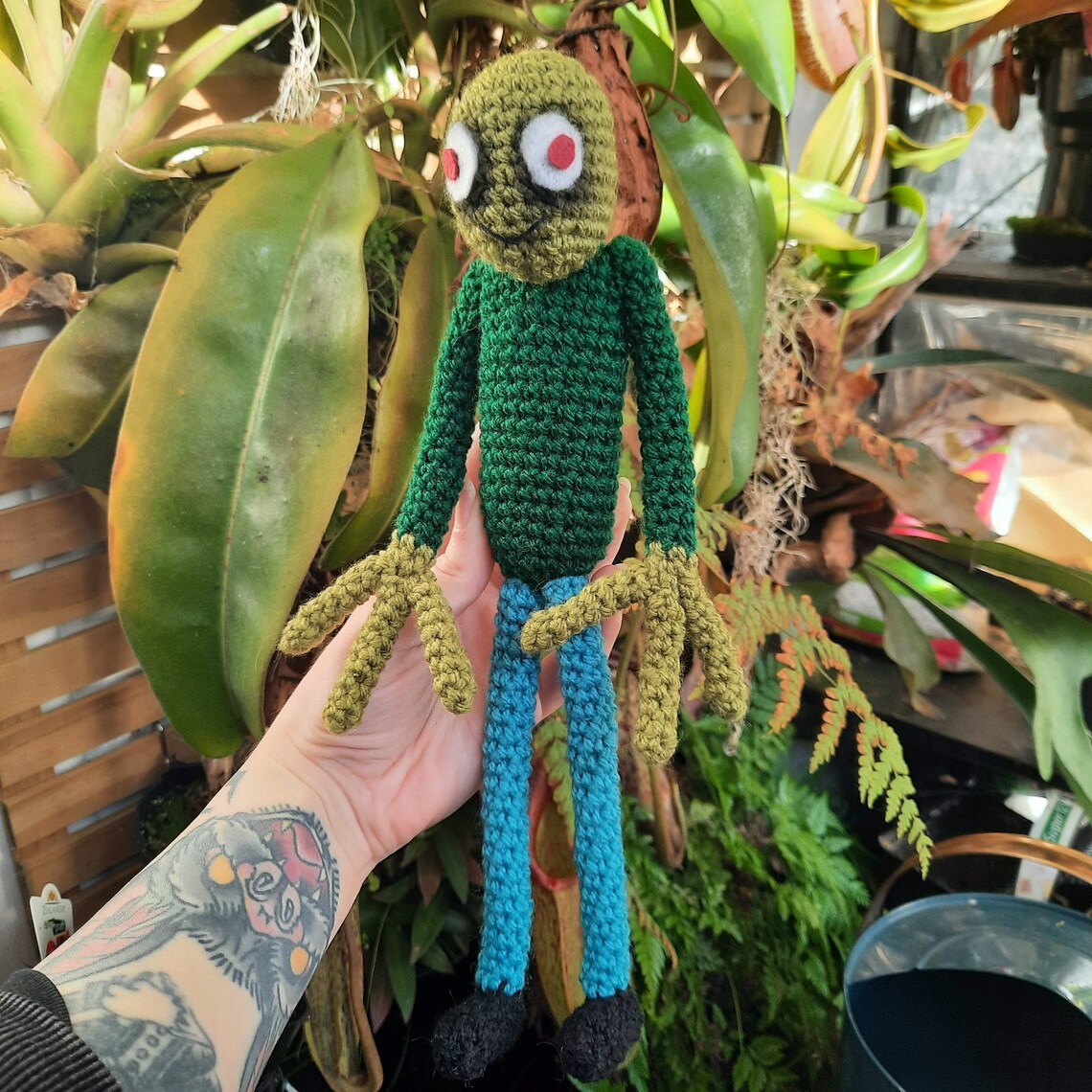Salad Fingers PDF Crochet Pattern! - Etsy