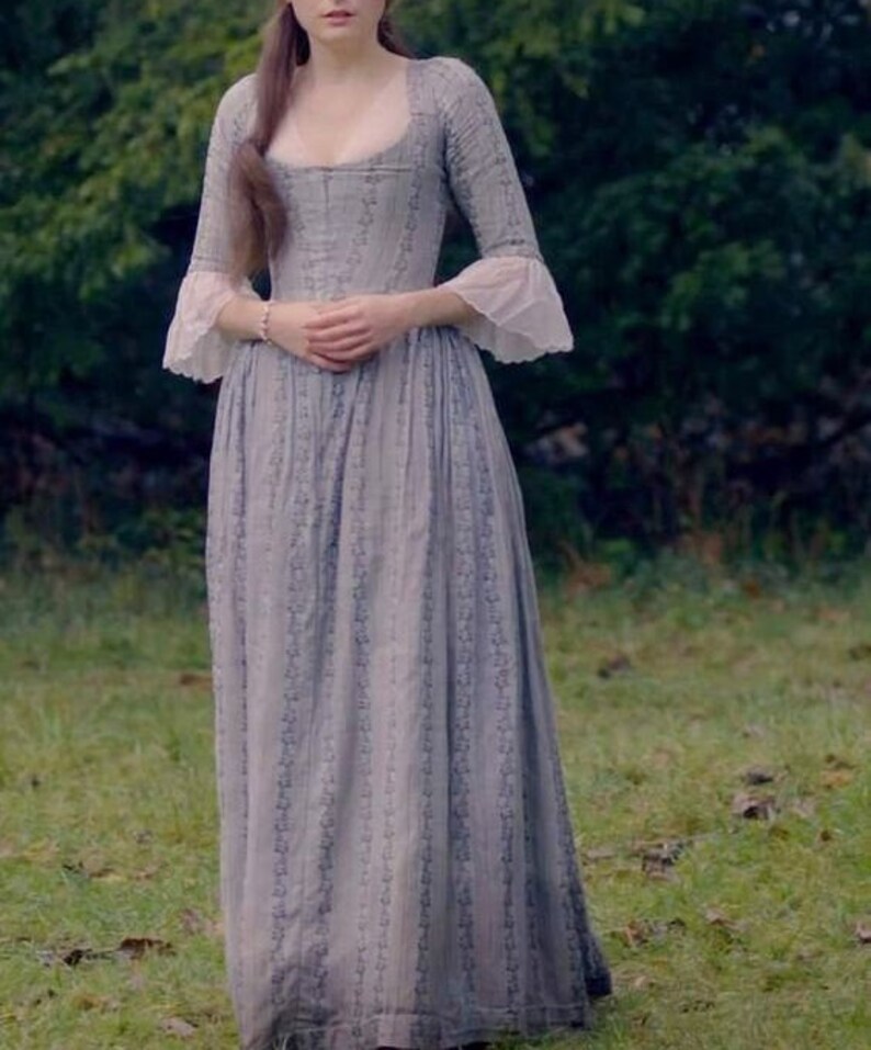 Ruffle Sleeve dress Model of the 1400srenaissance,medieval Dressceltic ...