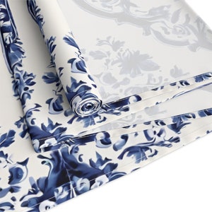 Beautiful Delft Blue Floral Design Table Runner Vintage Table Runner ...