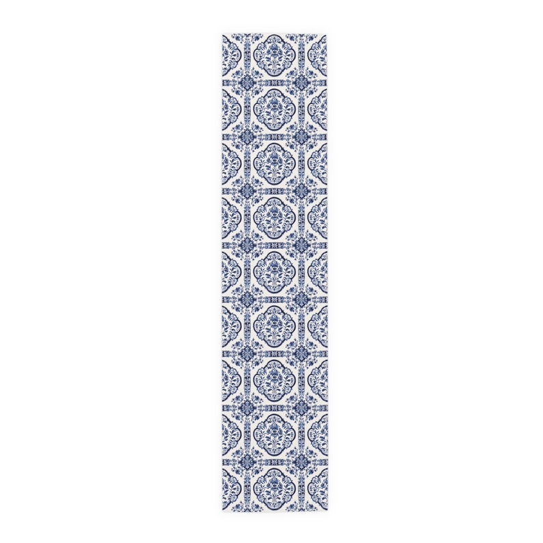 Beautiful Delft Blue Floral Design Table Runner Vintage Table Runner ...