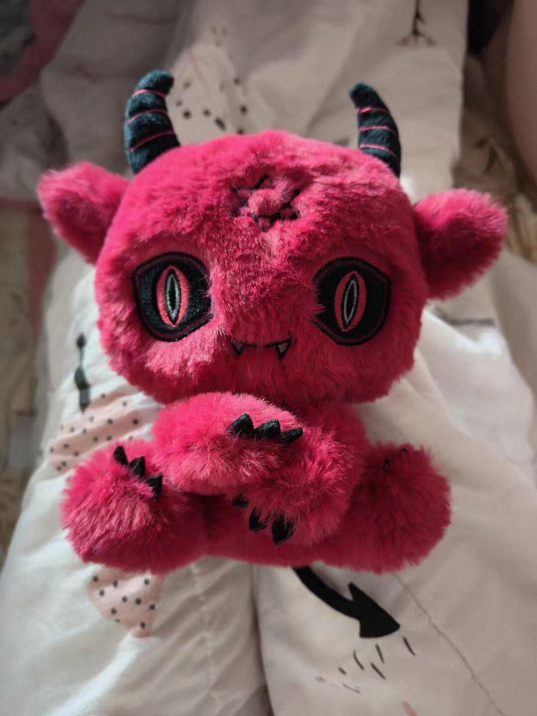 Red Cute Devil Plush Toy Cute Devil Design Monster Doll Doll Suitable ...