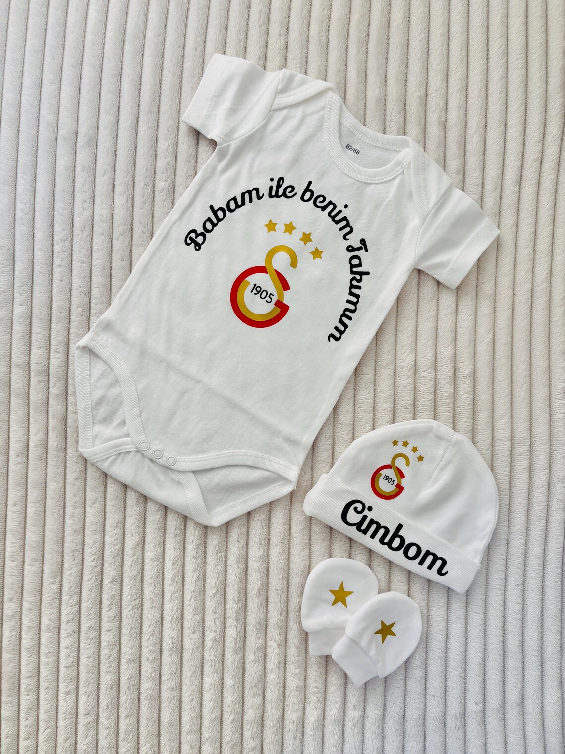 Galatasaray Cim Bom Gift Set Baby Bodysuit, Baby Gloves, Baby Hat - Etsy