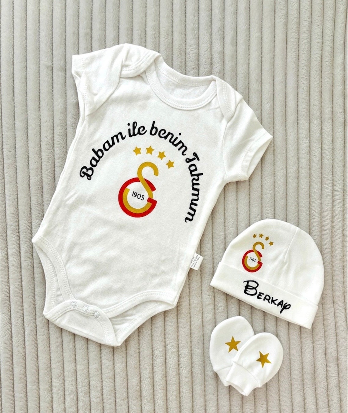 Galatasaray Cim Bom Gift Set Baby Bodysuit, Baby Gloves, Baby Hat - Etsy