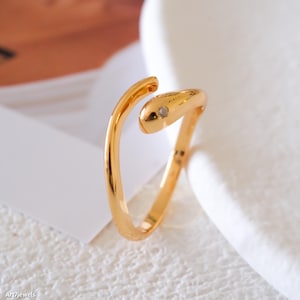 Dainty Gold Snake Ring, Cute Snake Ring, Minimalist Serpent Ring ...