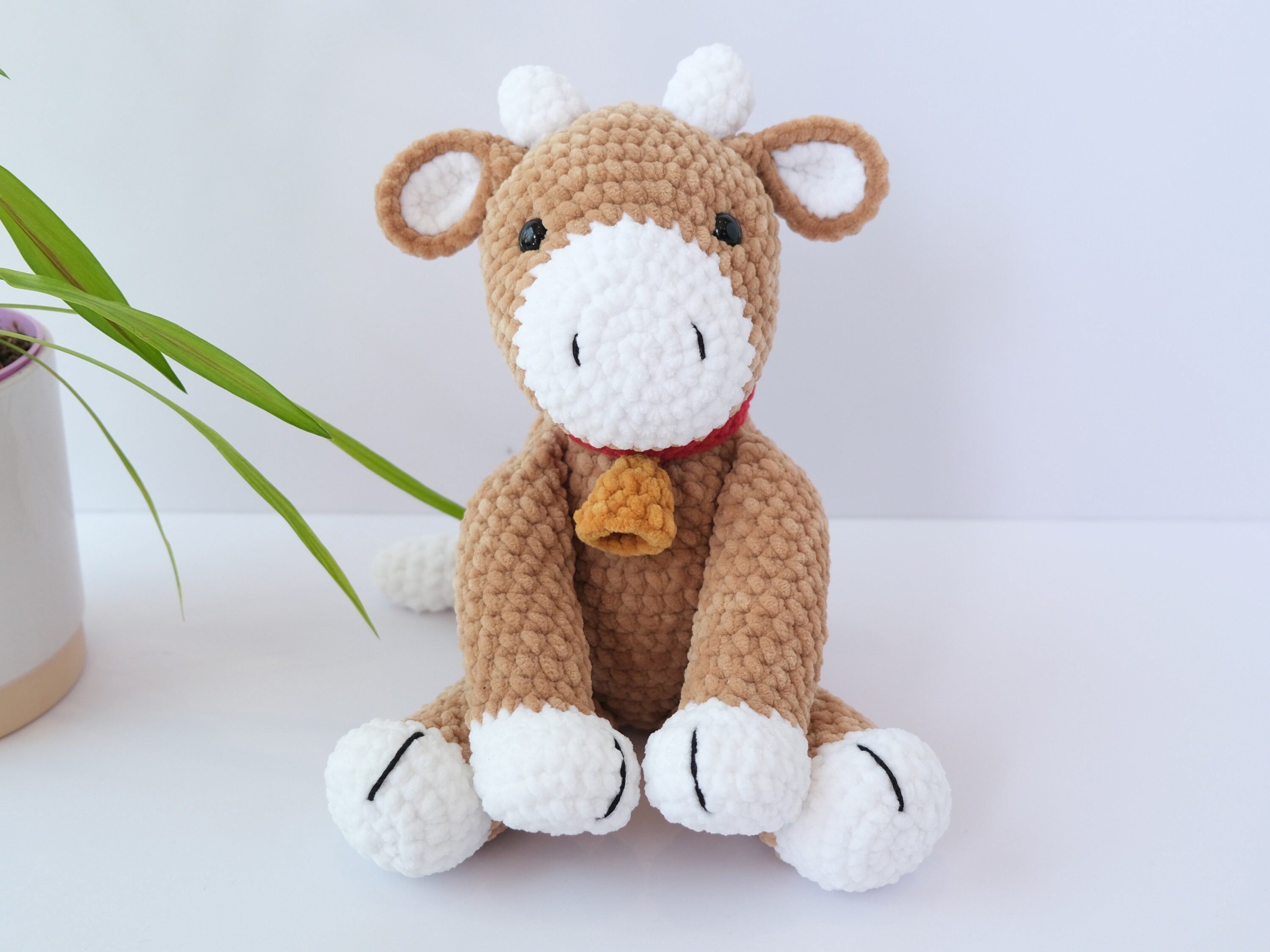 Elsa the Cow Crochet Pattern, Beginner-friendly Amigurumi, Crochet Cow ...
