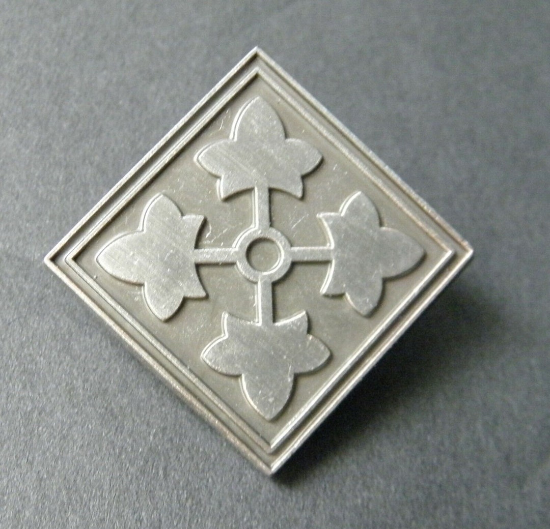 Army 4th Infantry Division Pewter Lapel Pin Badge 1.1 Inches - Etsy