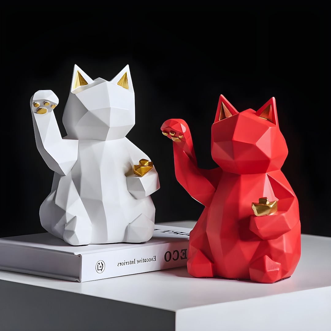 Maneki Neko Statue Japanese Lucky Cat Figurine, Symbol of Wealth ...