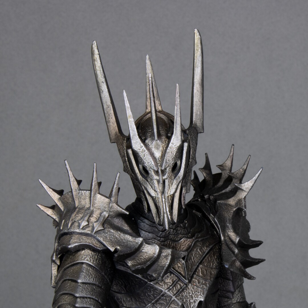 Bust of Sauron, the Dark Lord. Hand Painted Figure From the Lord of the ...