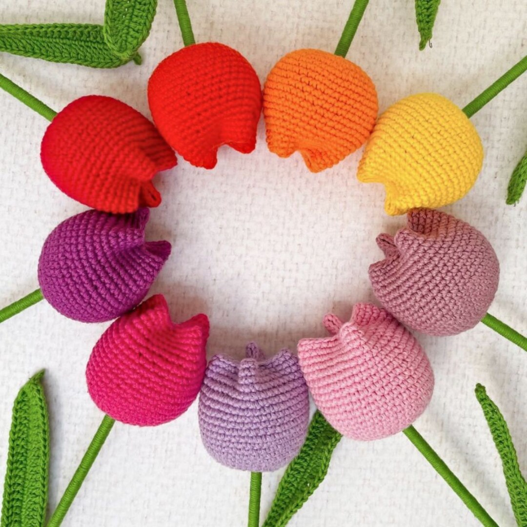 Crochet Tulip Pattern, Stuffed Tulip Amigurumi, Crochet Bouquet ...