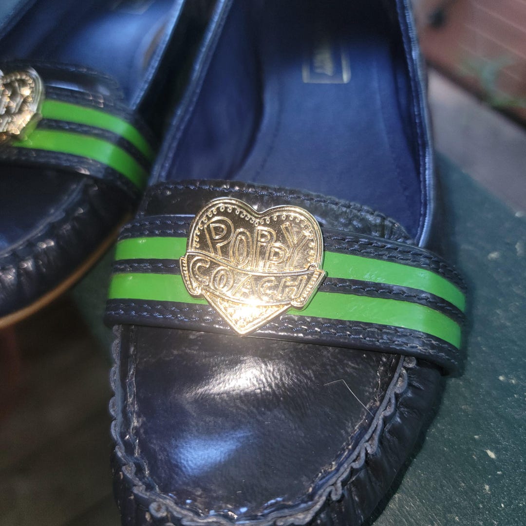 Poppy Coach Navy Patent Leather Loafers Noelle Loafers Gold Logo Sz 6.5 ...