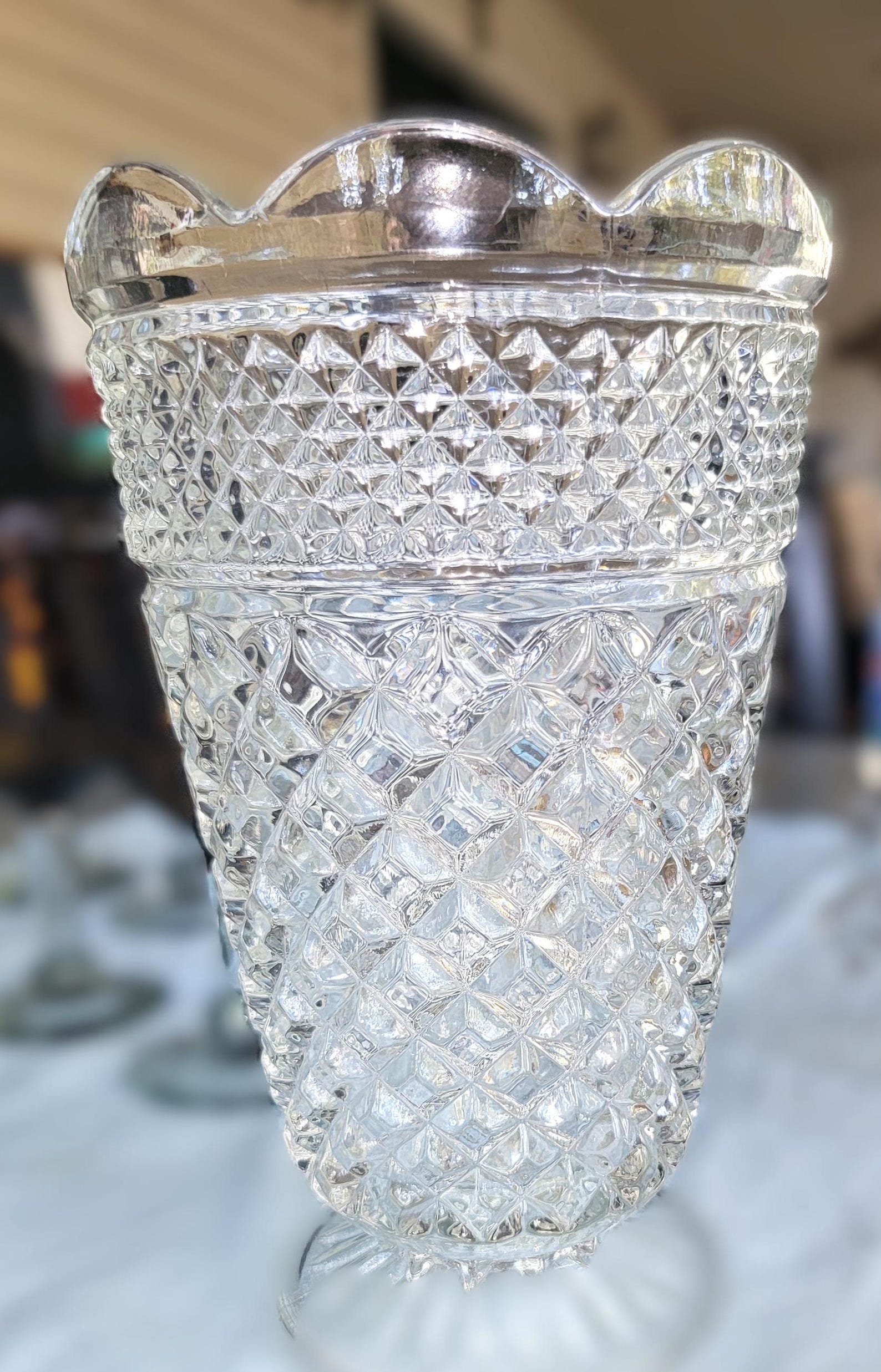 Vintage Anchor Hocking Wexford Diamond Cut Crystal Glass Scalloped Vase ...