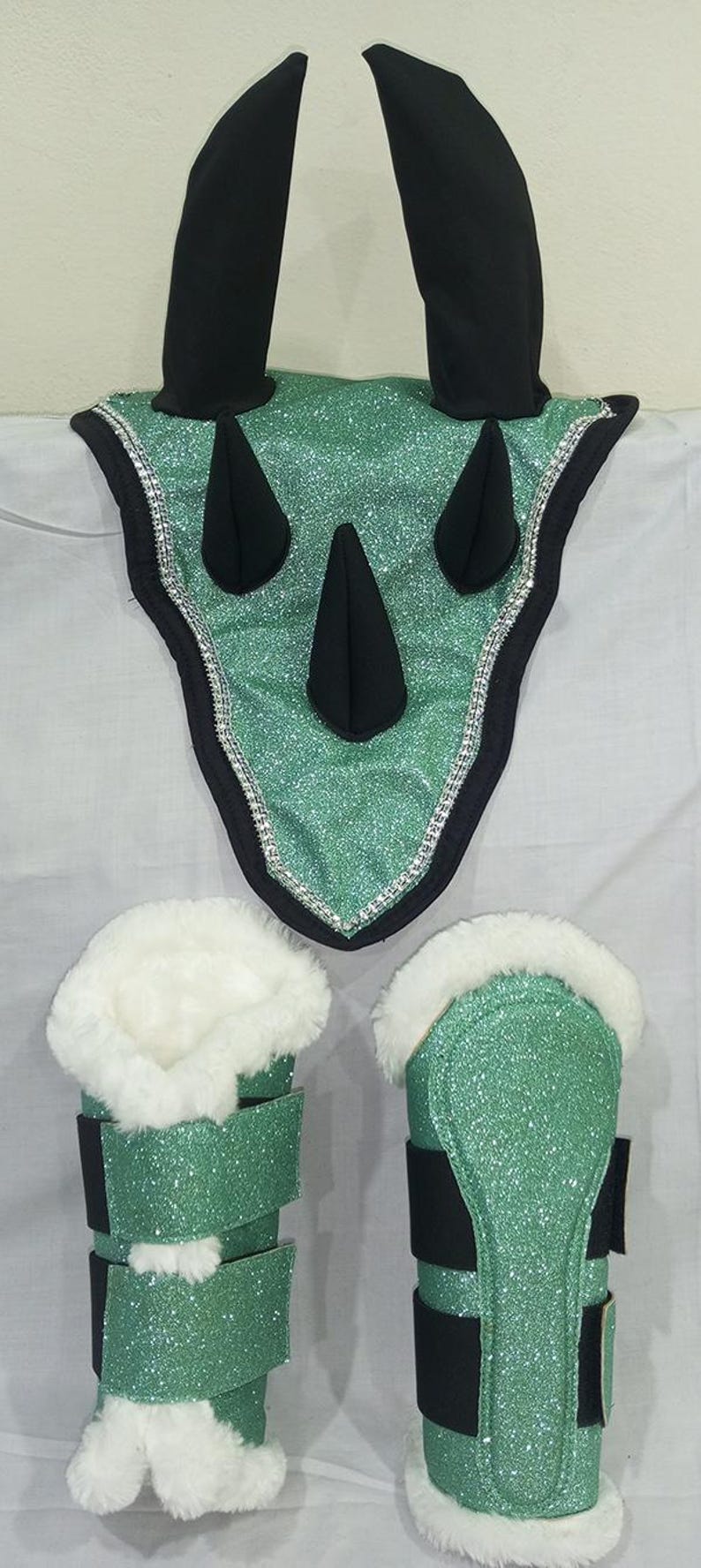 Dragon Saddle Pad, Ear Bonnet & Horse Boot Set Green Glittery ...