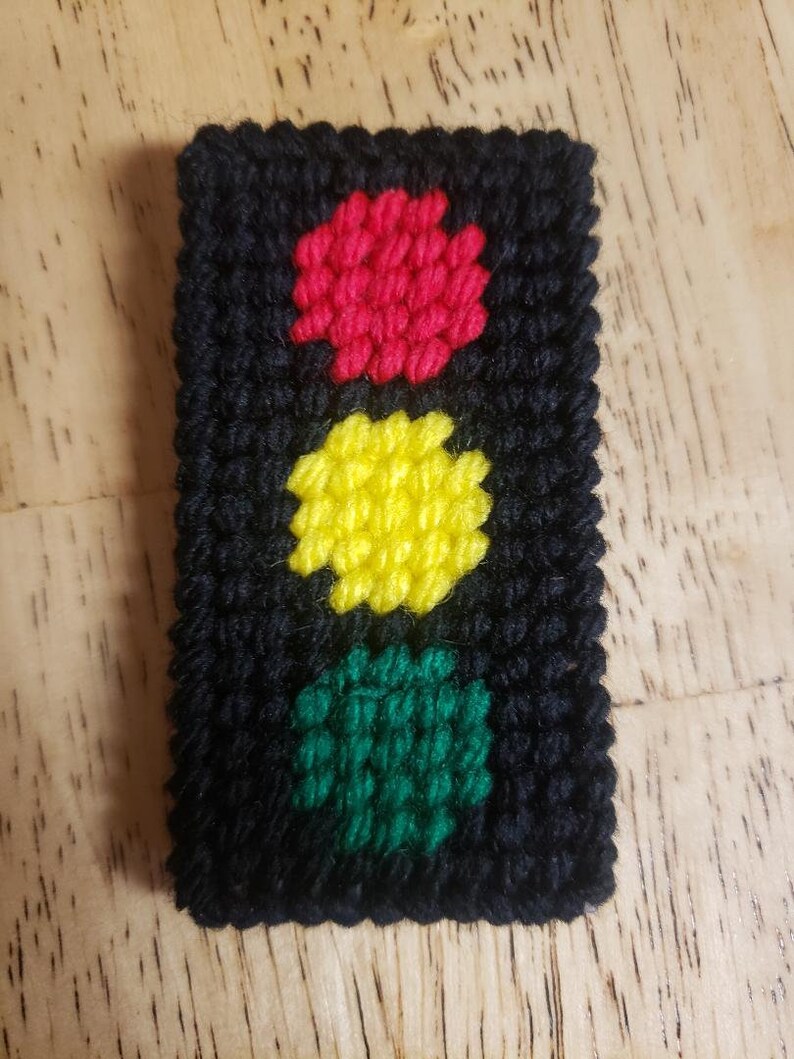 Plastic Canvas Stop Light Magnet - Etsy