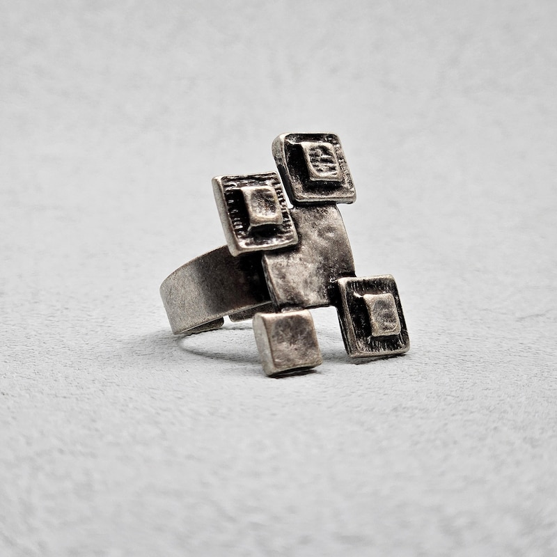Modern Ring Design - Etsy