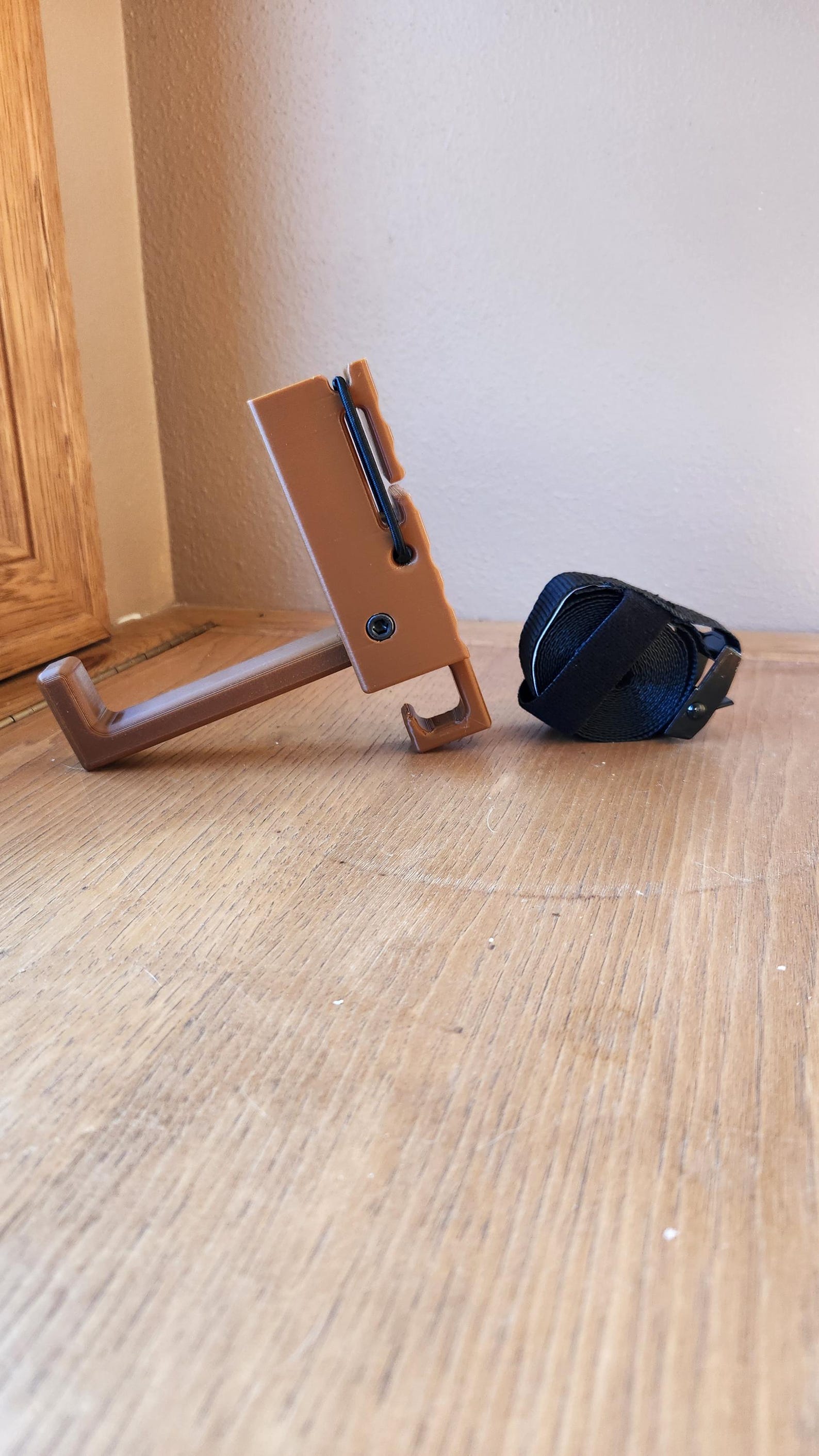 Folding Strap on Bow Hanger for Hunting/saddle Hunting - Etsy
