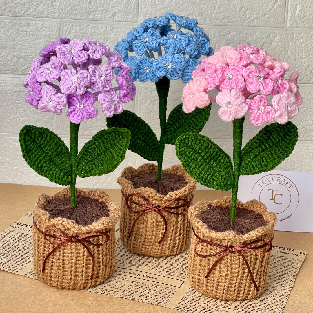 Hydrangea Crochet Flower - Crocheted Hydrangea Plant With Vibrant ...