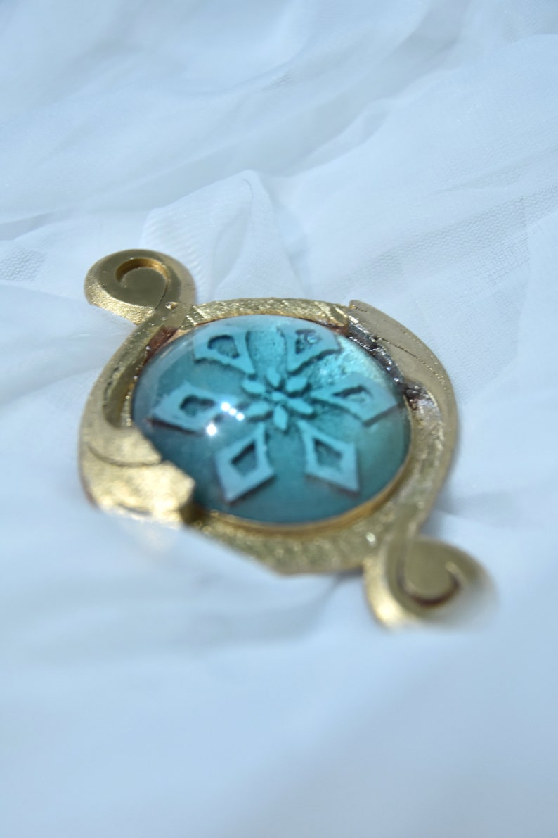 Genshin Impact Cryo Fontaine Ousia Vision - Etsy Australia