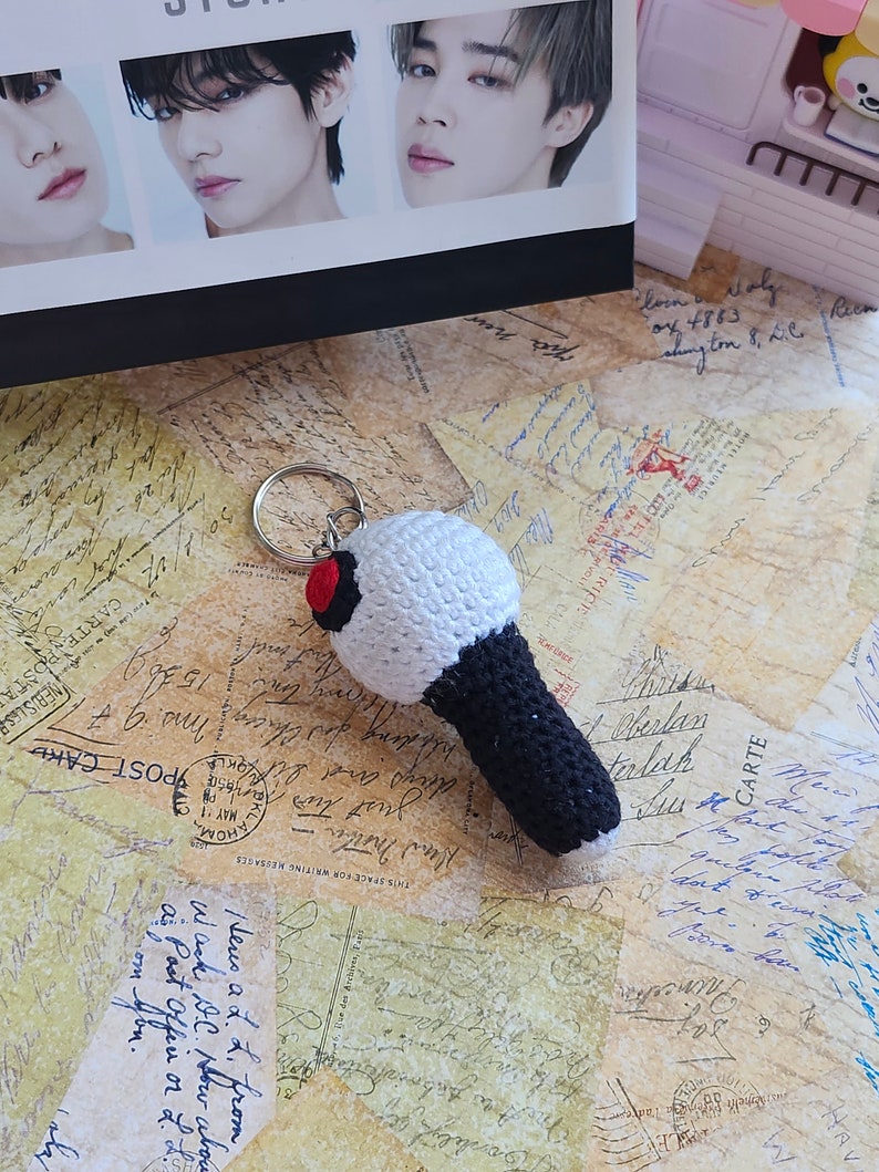ARMY Bomb Amigurumi Keychain, BTS Keychain, Handmade BTS Army Bomb, Bts ...