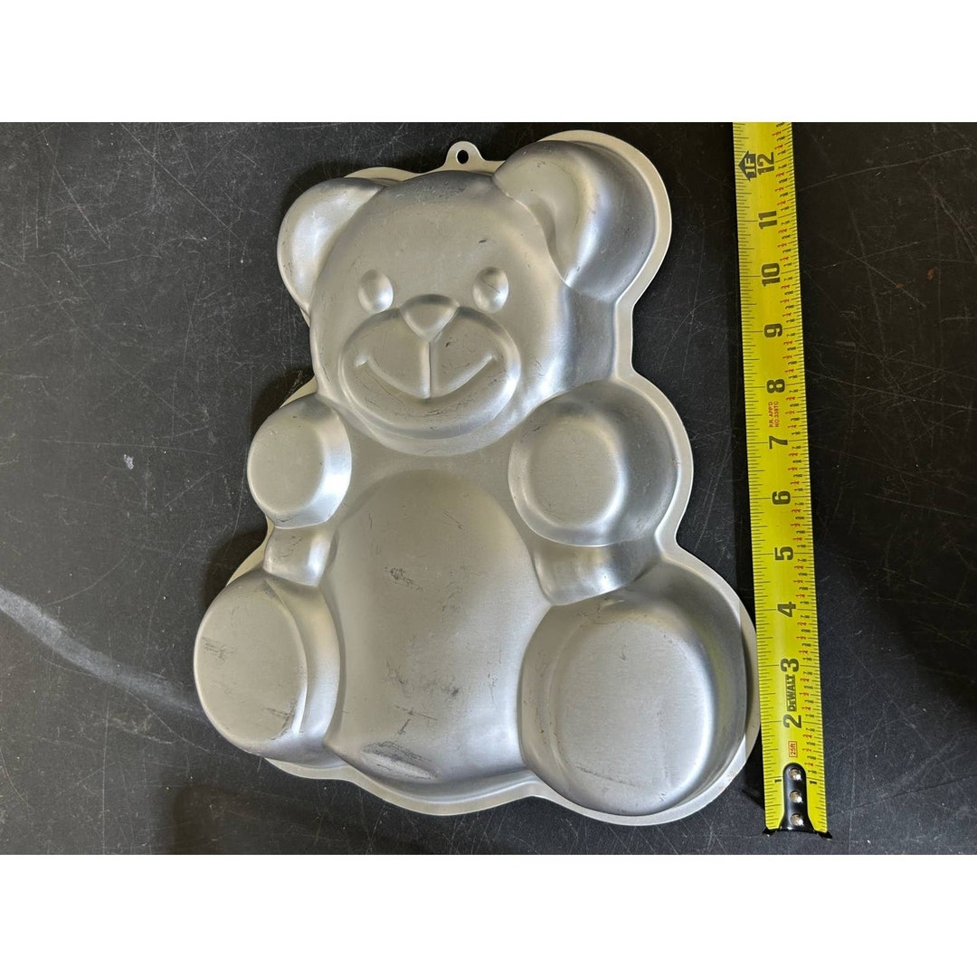 Vintage 1982 Wilton 502-3754 Huggable Teddy Bear Aluminum Cake Pan ...