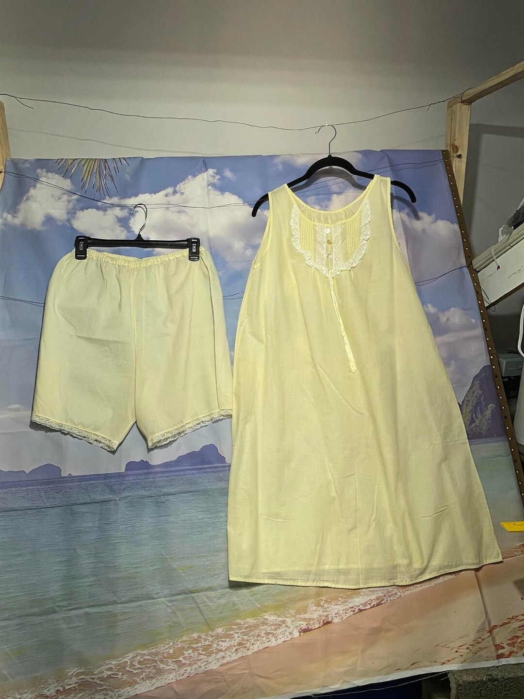 Vintage Reigning Beauty Yellow Batiste Nightgown Night Gown Medium - Etsy