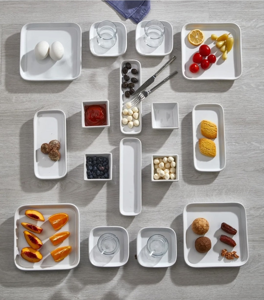 White Ceramic 16 Piece Square Breakfast Set for 4 Persons, Breakfast ...