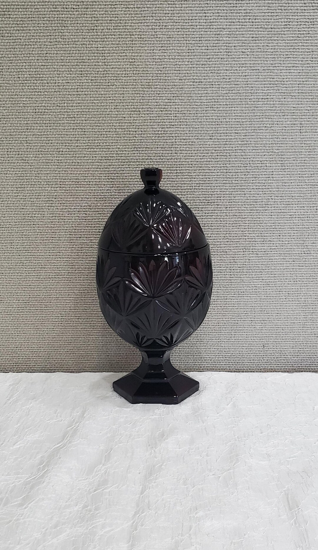 Vintage Ruby Red Luminarc Candy Dish: Cristal D'arques Pedestal Egg - Etsy