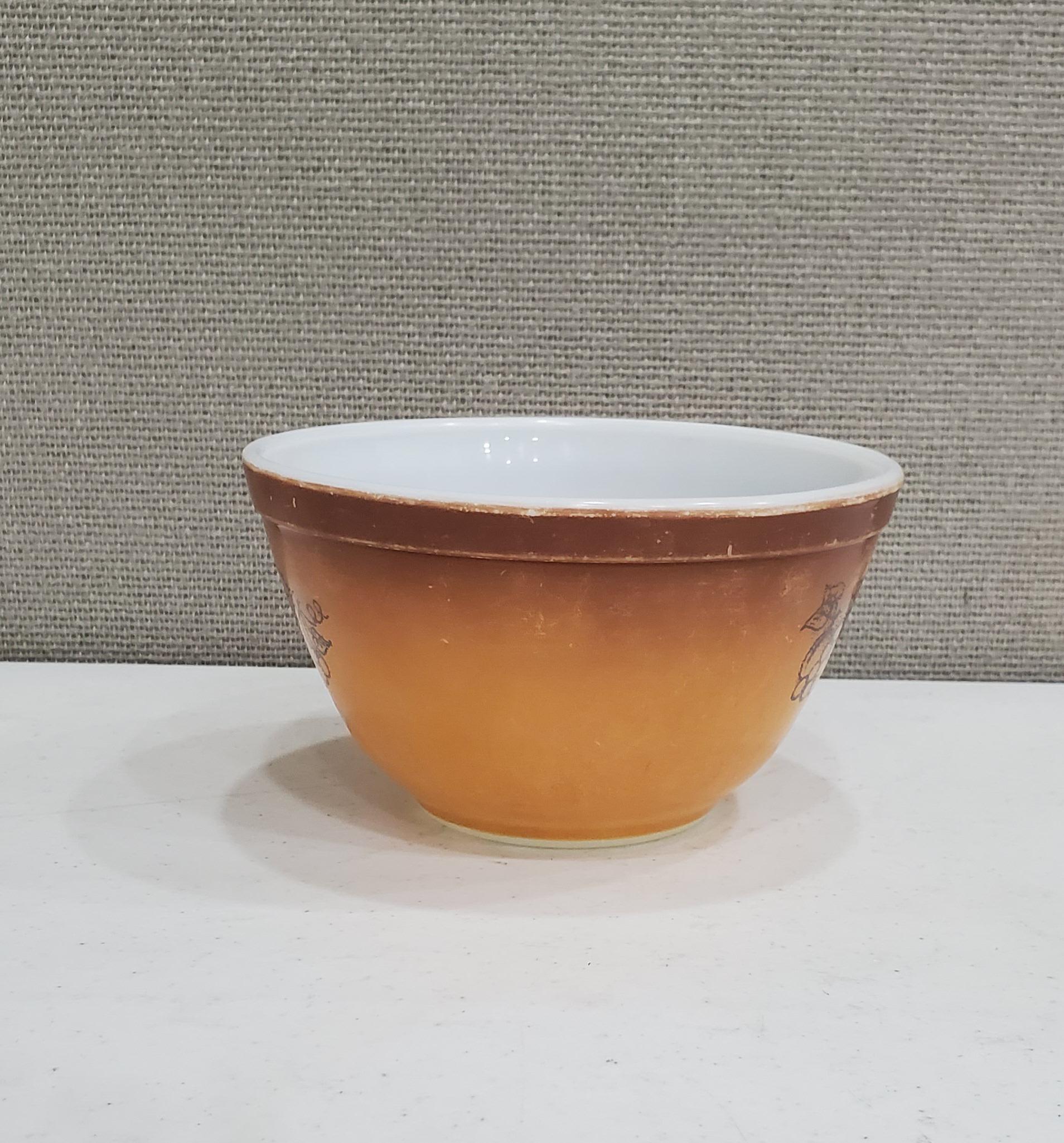 Vintage Pyrex Mixing Bowl: Old Orchard Brown #401 (1.5 Pint) - Etsy