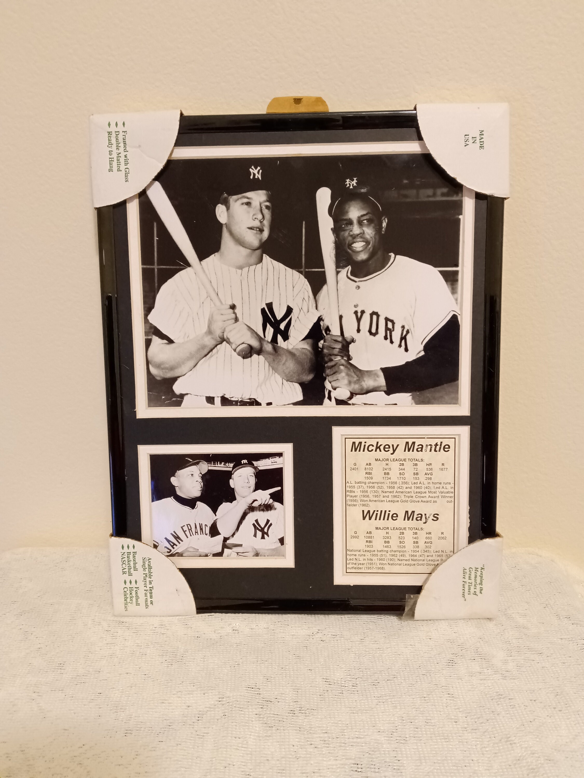 Mickey Mantle Poses With Willie Mays - Etsy
