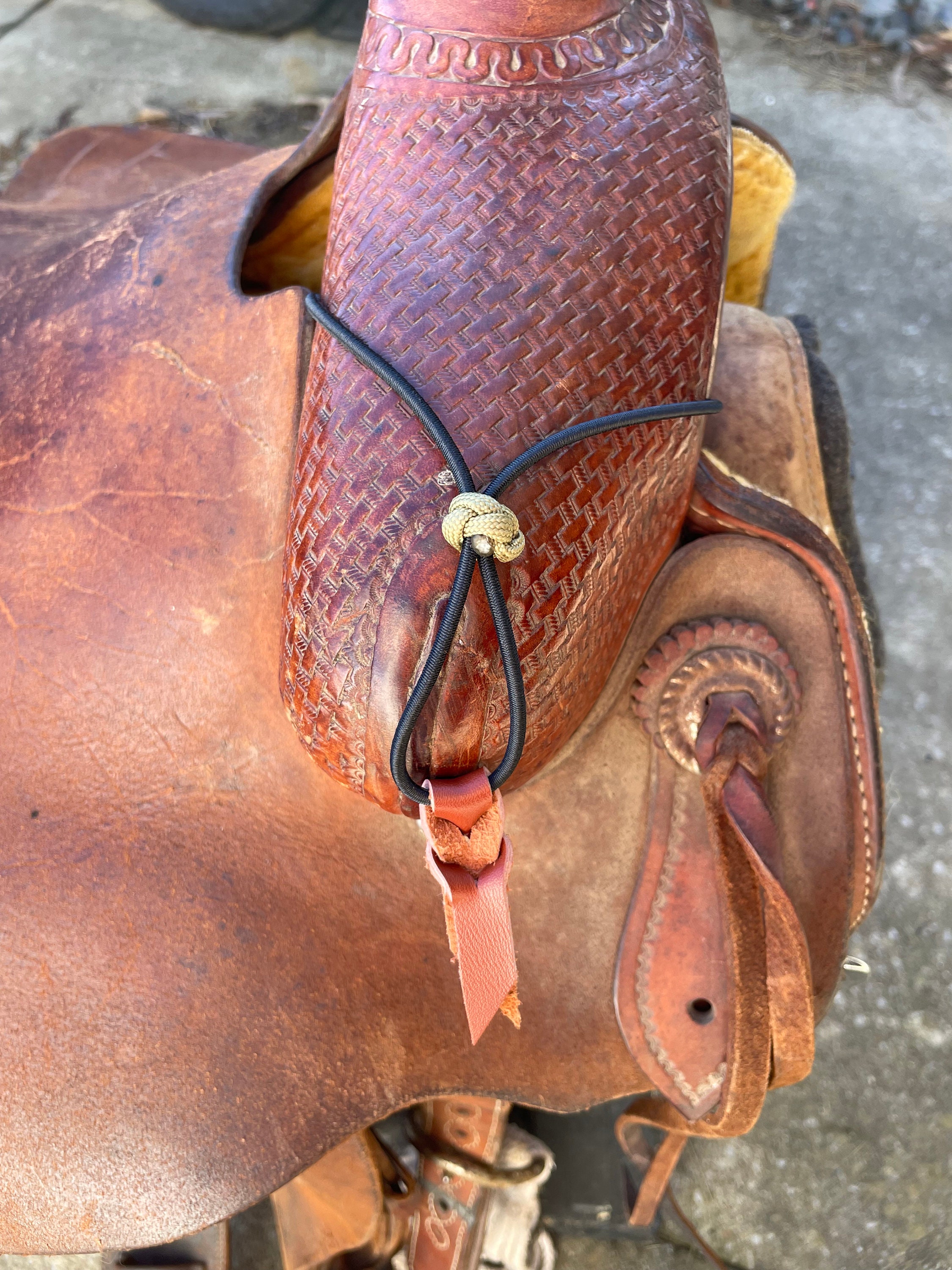 Rope Holder, Rope Keeper, Rope Holder for Saddle - Etsy