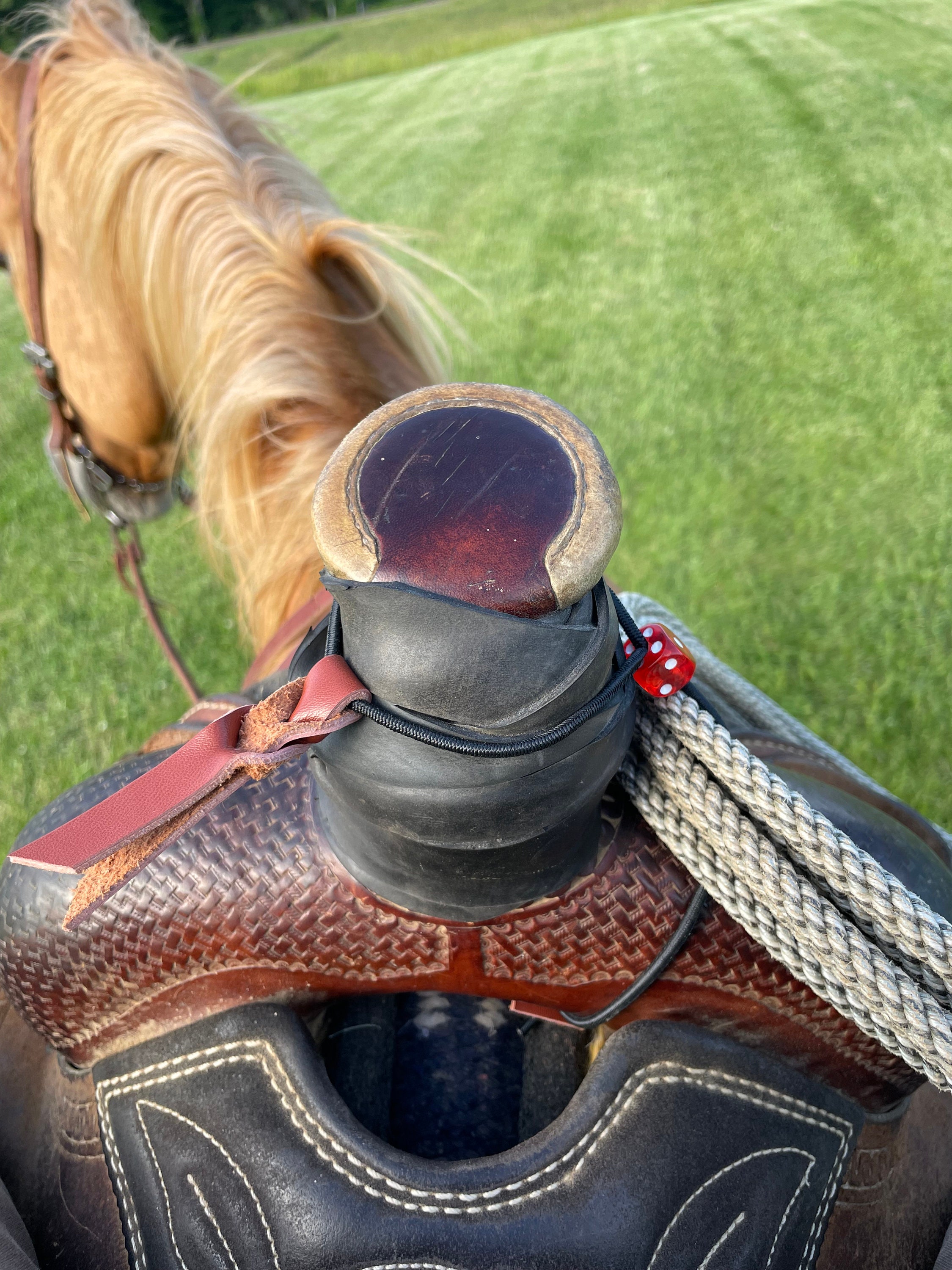 Cowboy Dice Rope Holder for Saddle, Tightening Saddle Rope and Jacket ...