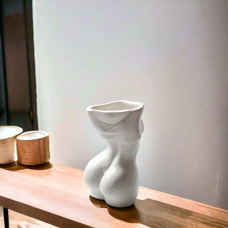 Female Body Vase Woman Body Vase, Female Form Flower Vase, Venus Booty ...