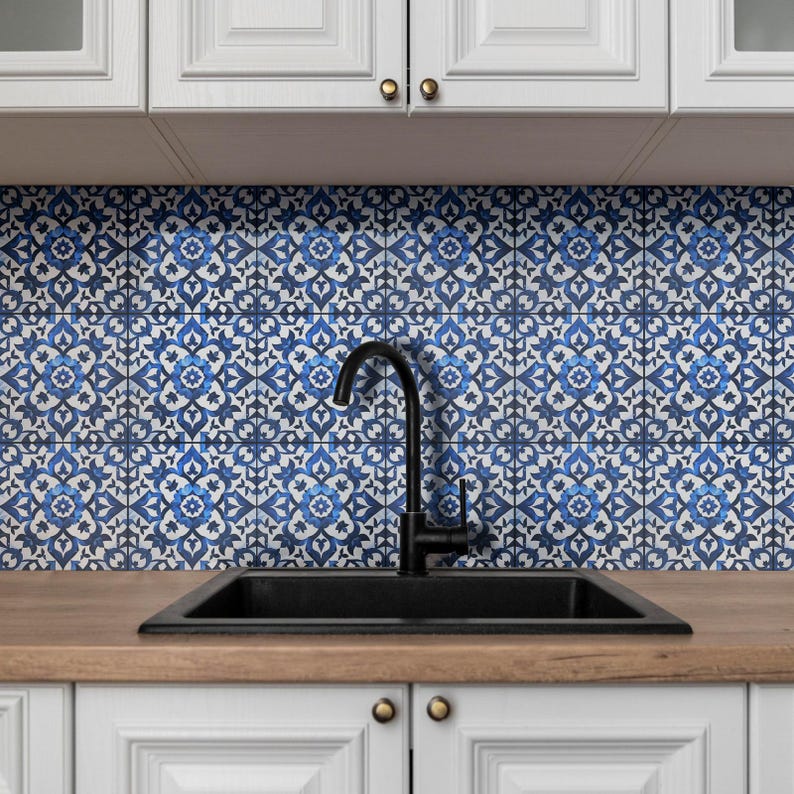 Blue Azulejo Tile: Spanish Moroccan Ceramic Tile for Backsplash ...