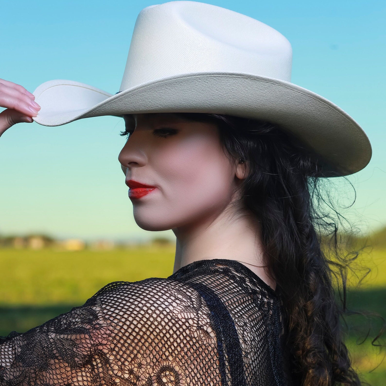 Handmade White Cowboy Hat - Durable Palm Leaf Material - Rustic Western ...