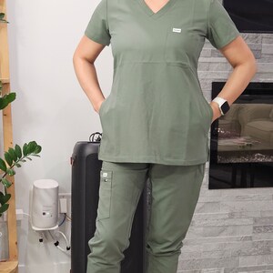 Scrubs Set | Custom Scrubs Set | Body Scrubs Set | Medical Scrubs Set ...